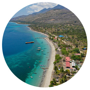 La Mer Blue Heart | Supporting Ocean Conservation Projects | La Mer ...